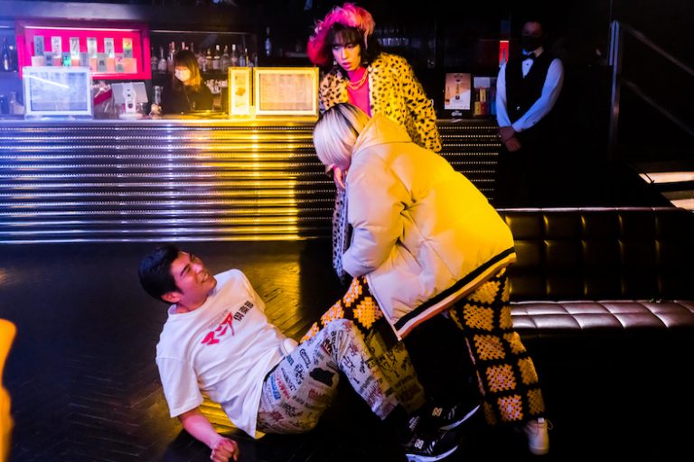 ryuchellがSMラウンジのオーナーとなって女王様を教育！ロマンポルノ・ナウ『愛してる！』予告編&ポスタービジュアル – ムビッチ